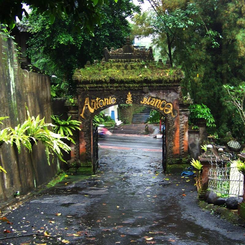 Blanco Renaissance Museum - Campuhan Ridge Walk